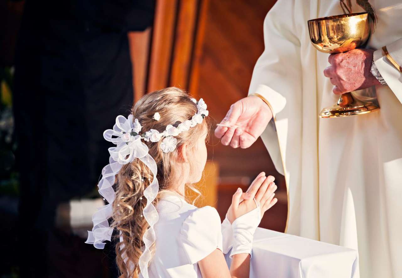 La Primera Comunión: El Sendero Hacia la Unión con Cristo - Aprendiendo ...